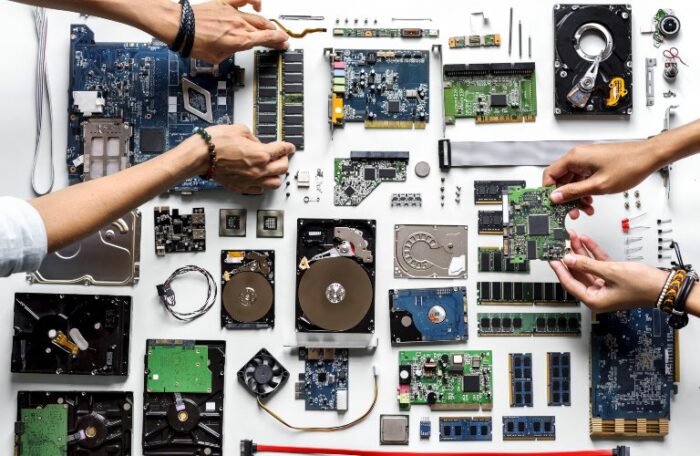 What Parts of a Computer Cannot be Recycled?